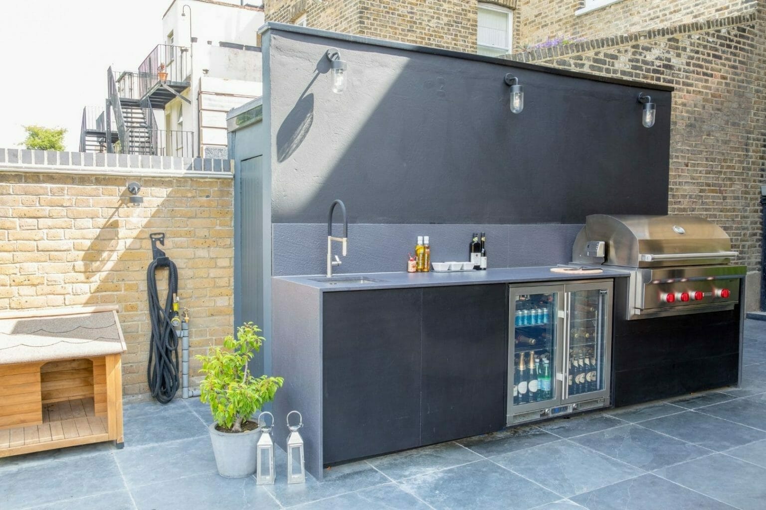 Luxury Outdoor Kitchens | LEO Living